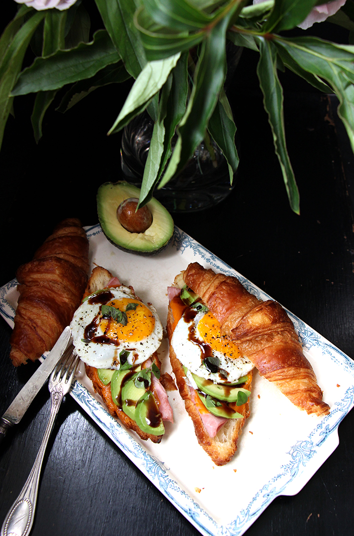 Croissant croque-madame – Devorezmoi