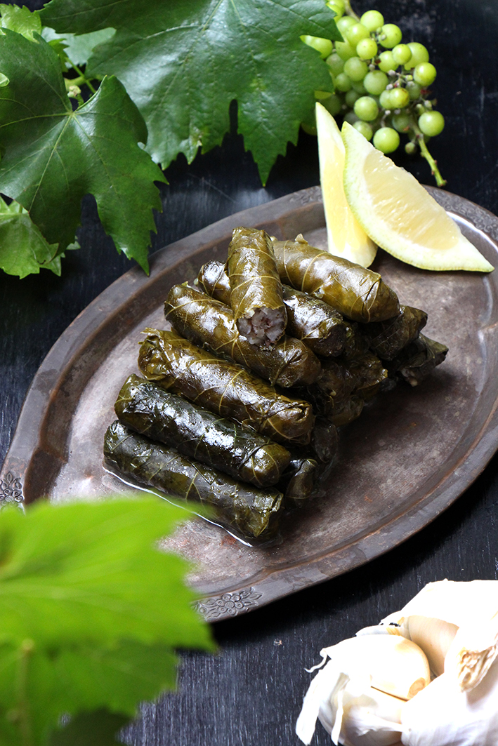 Feuilles de vigne farcies ou Yabraq – Devorezmoi